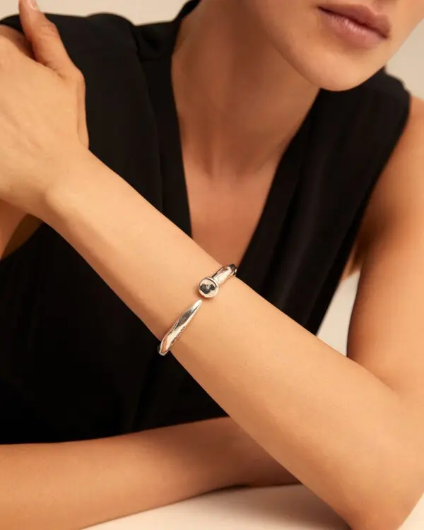 UNODE50 Plated Oval Bangle Bracelet