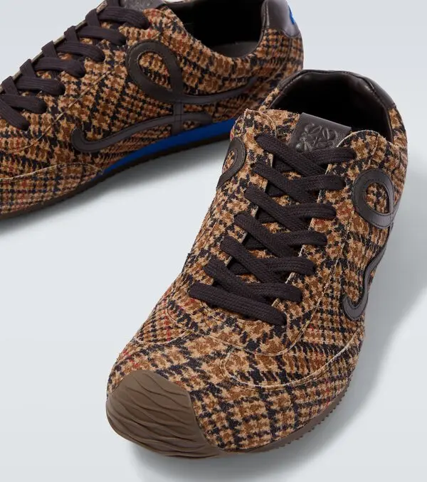 Loewe Ballet Runner 2.0 Checked Sneakers - Brown