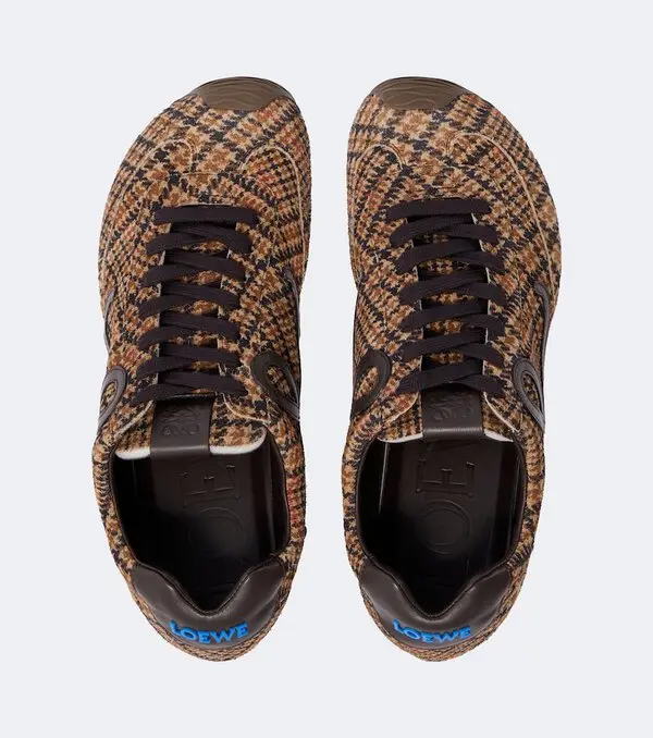 Loewe Ballet Runner 2.0 Checked Sneakers - Brown