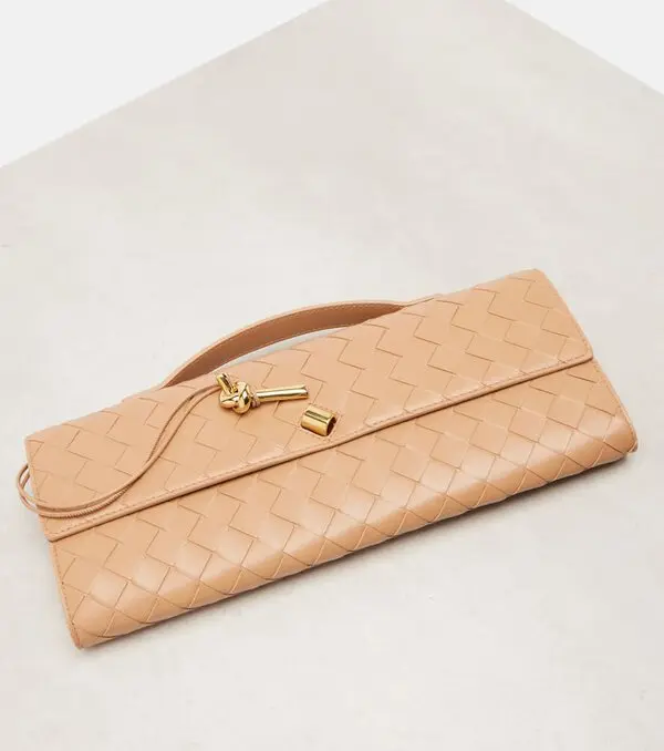 Bottega Veneta Andiamo Intrecciato Leather Clutch - Beige