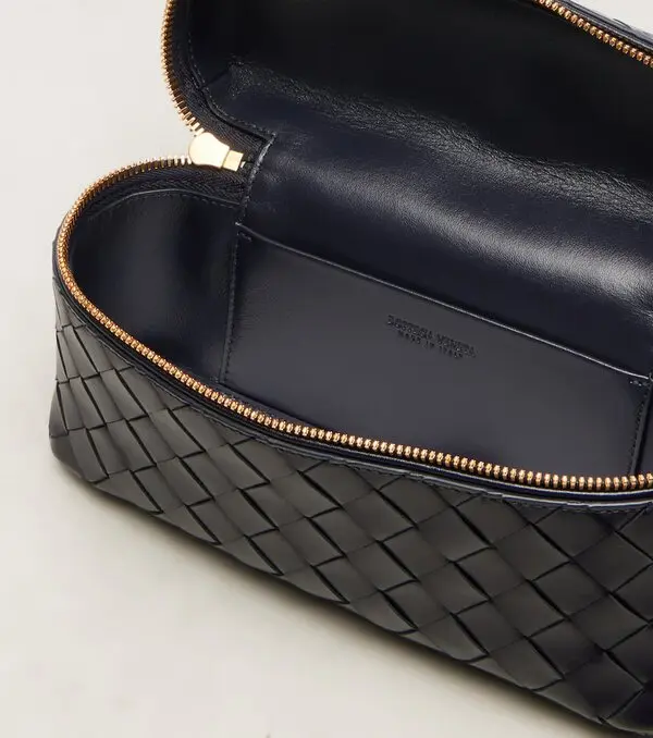 Bottega Veneta Intrecciato Leather Vanity Bag - Black
