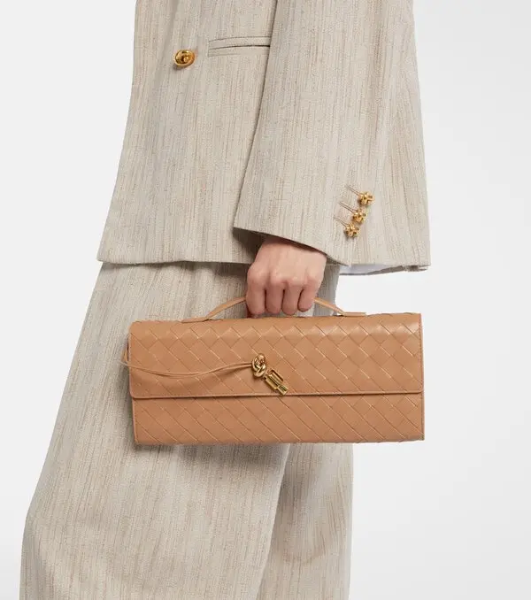 Bottega Veneta Andiamo Intrecciato Leather Clutch - Beige