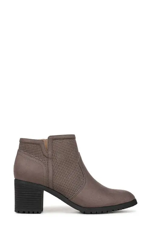 LIFESTRIDE Matilda Lug Sole Bootie