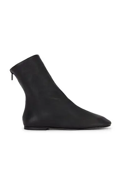 JUDE Floor Boot