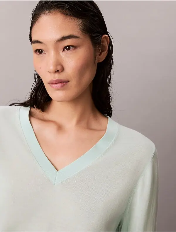 Calvin Klein Merino Wool V-neck Sweater - Moonlight Jade