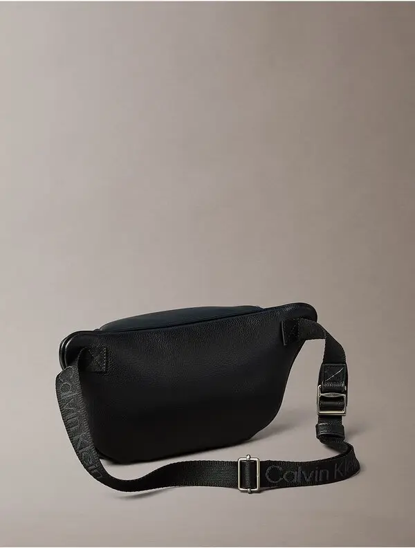 Calvin Klein Cargo Belt Bag - Black