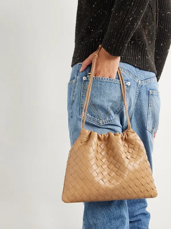 Bottega Veneta Intrecciato Leather Pouch - Neutrals