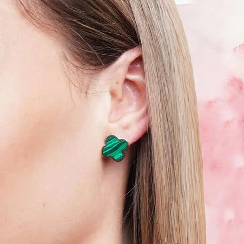 THE LOVERY FINE JEWELRY Clover Stud Earrings - Malachite