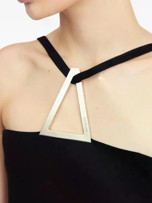 16Arlington Ilian Crêpe Gown - Black