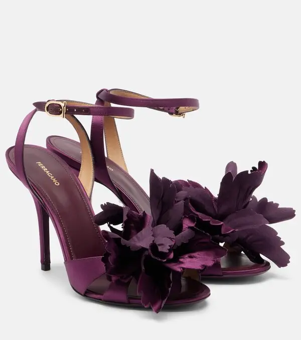 FERRAGAMO Ghilly 95 Floral-appliqué Satin Sandals - Purple