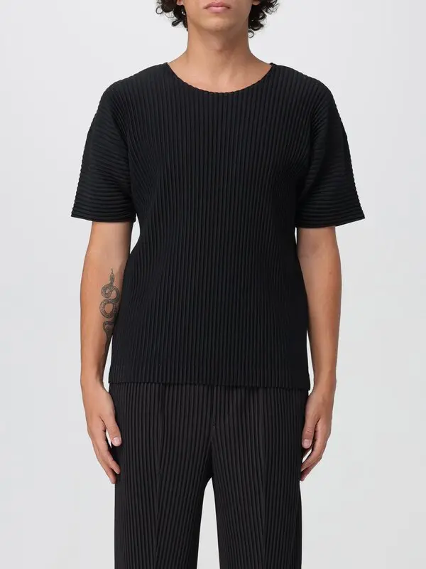 Issey Miyake T-shirt - Black