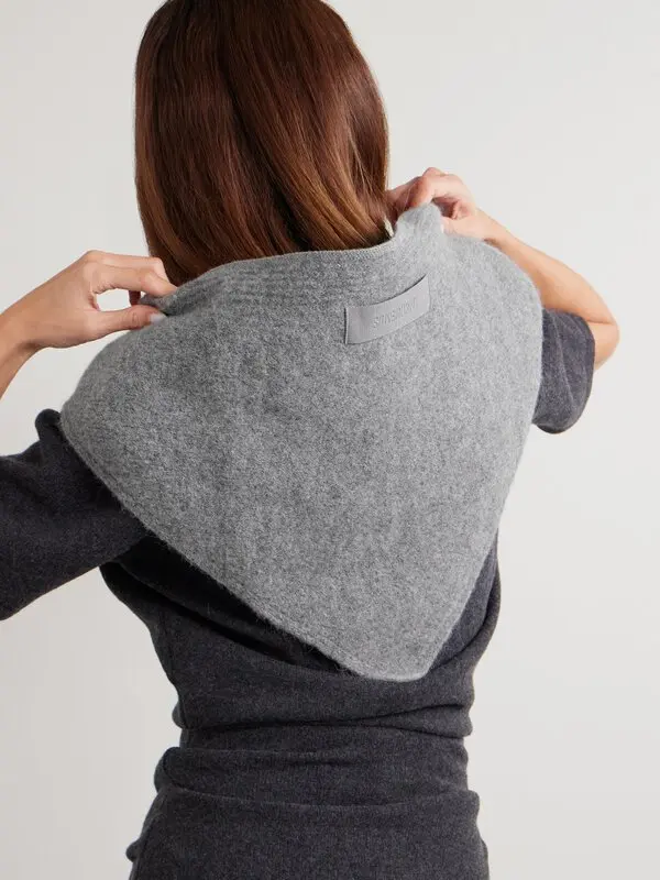 Jacquemus Appliquéd Brushed Knitted Scarf - Gray
