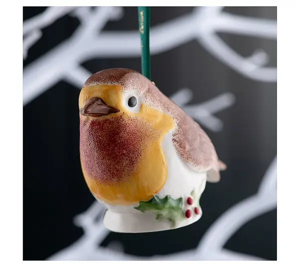 BELLEEK Robin With Holly Hanging Ornament - One-color