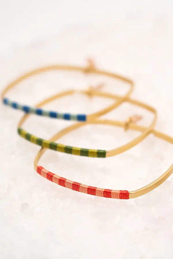 TWENTY TWO WEST Checkerboard Bangle - Peach