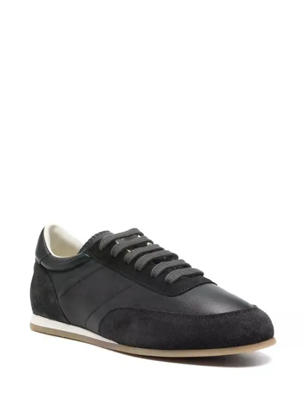 COMMON PROJECTS Leather Sneakers