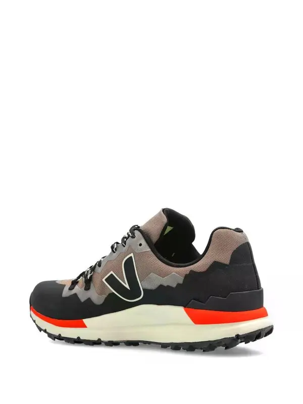 VEJA Fitz Roy Lace-up Sneakers - Black