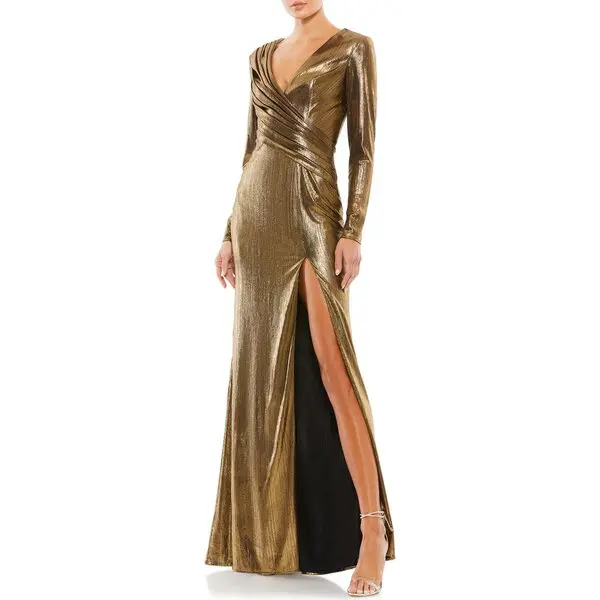 Mac Duggal Metallic Ruched Gown With V-neck And High Slit - Gold