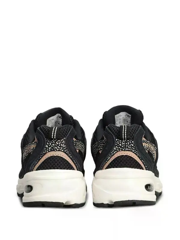 NEW BALANCE 530 Low-top Sneakers - Black