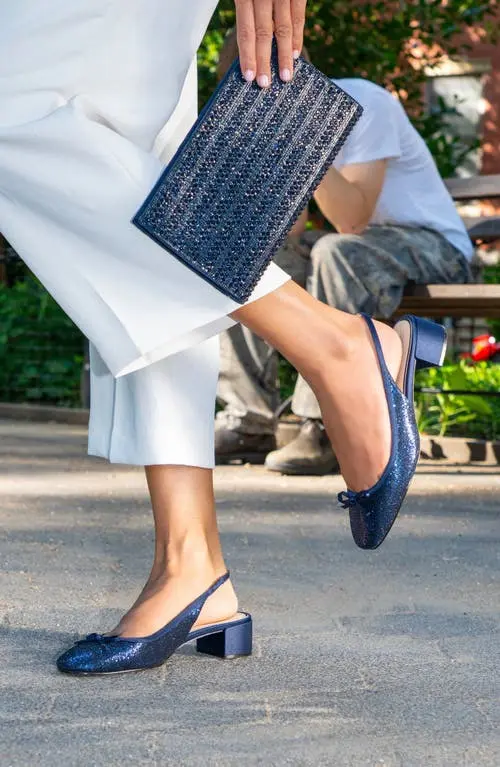 Nina Kourtny Slingback Pump - Navy