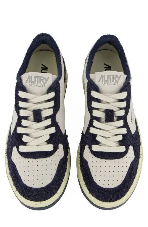 AUTRY Medalist Low Top Sneakers - Suede/hair Space/blue