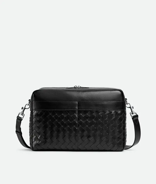 Bottega Veneta Large Intrecciato Camera Bag With Pocket - Black