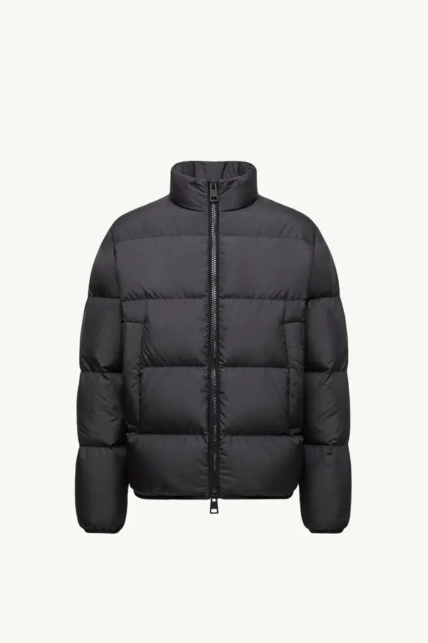 Moncler Erterle Short Down Jacket - Black