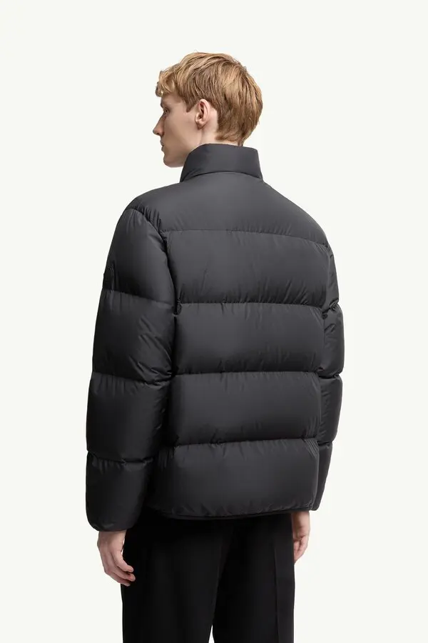 Moncler Erterle Short Down Jacket - Black