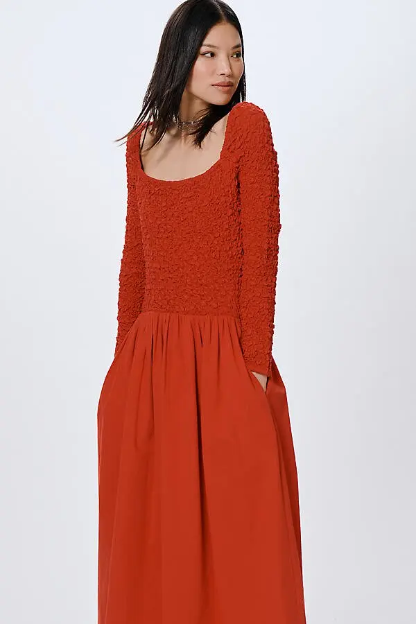 Damson Madder Malinda Smocked Long-Sleeve Midi Dress In Red - 69% Off |  Editorialist