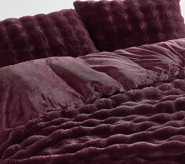 Frye Bubble Faux Fur Full/queen Comforter Set