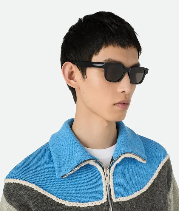 BOTTEGA  VENETA Squared Frame Sunglasses - Black/gray