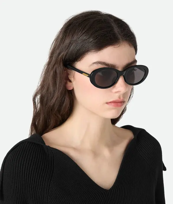 Bottega Veneta Classic Oval Sunglasses