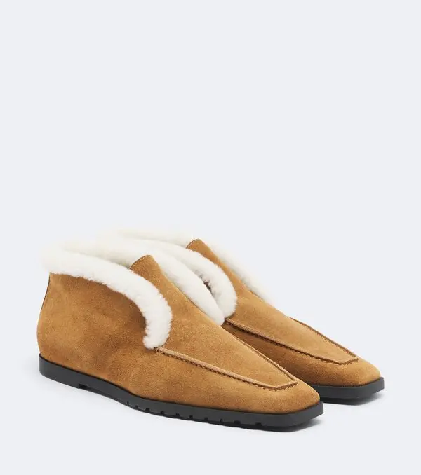 TOTEME Shearling-lined Suede Ankle Boots - Dark Chocolate