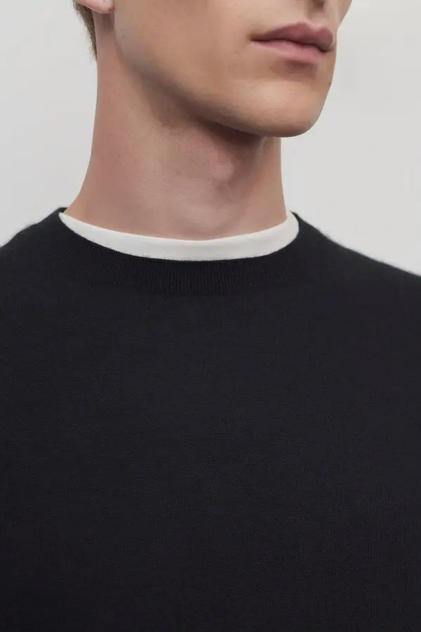 THE ROW Dioniso Cashmere Sweater - Black