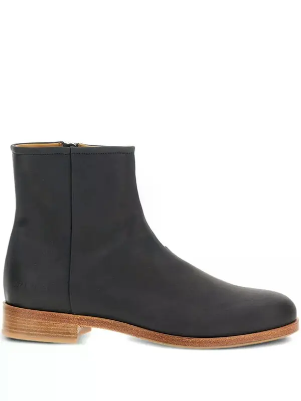 COMMON PROJECTS Zip-detail Leather Boots