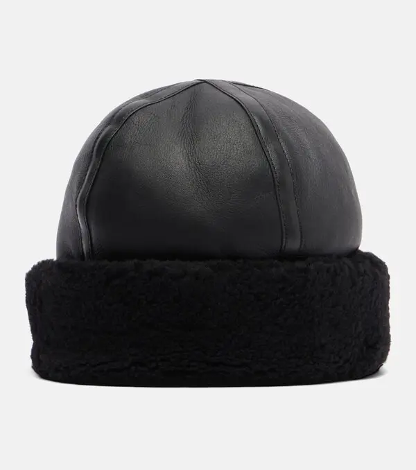 TOTEME Shearling-trimmed Leather Hat