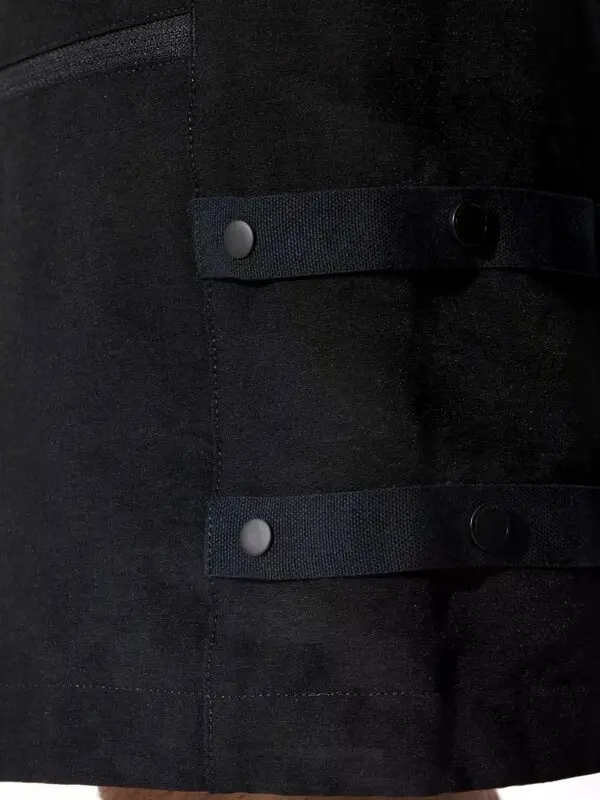 A. A. SPECTRUM Buckle-fastening Shorts
