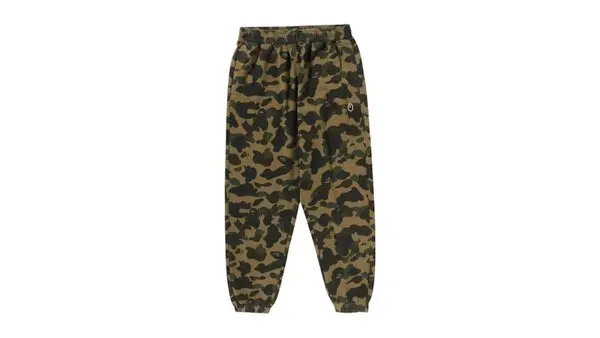 A BATHING APE 1st Camo One Point Relaxed Fit Sweat Pants - Green