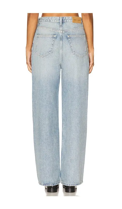 SAMSOE SAMSOE Sashelly Jeans In Light Wash - Blue