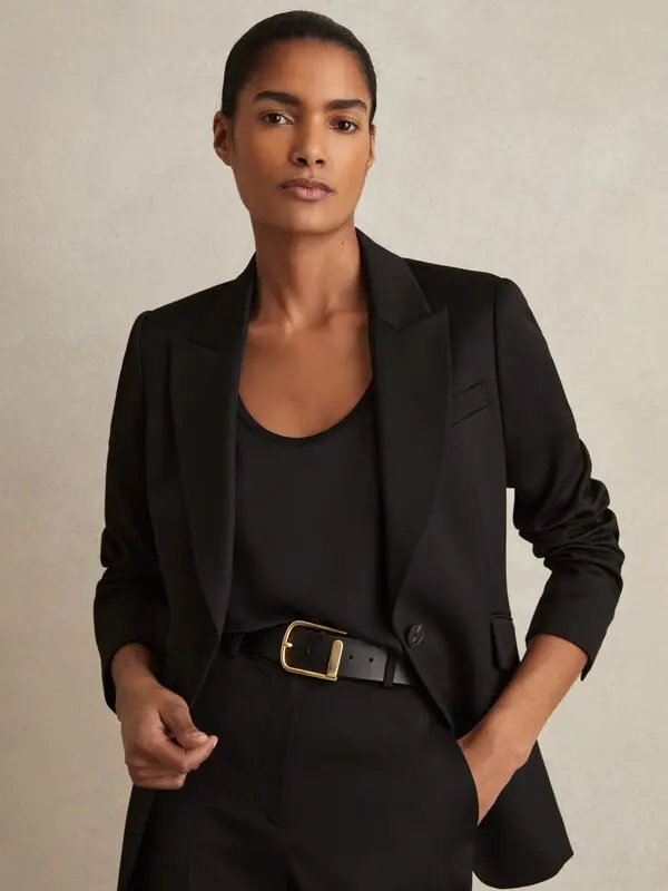 REISS Iyla Leather Belt - Black