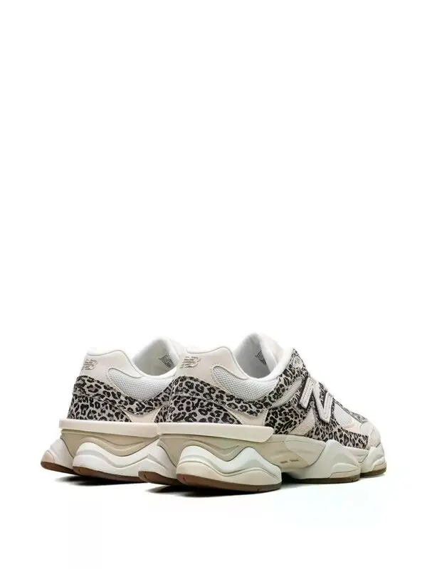 NEW BALANCE 9060 Sneakers - Neutrals