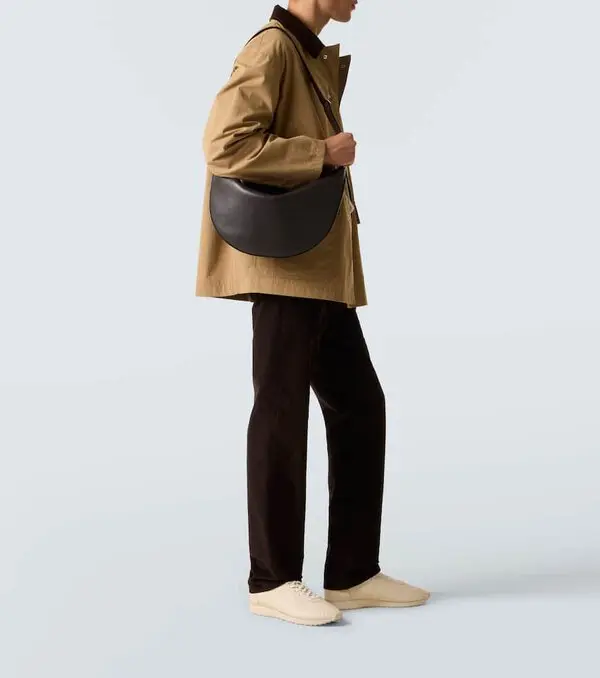 THE ROW Leather Crossbody Bag - Brown