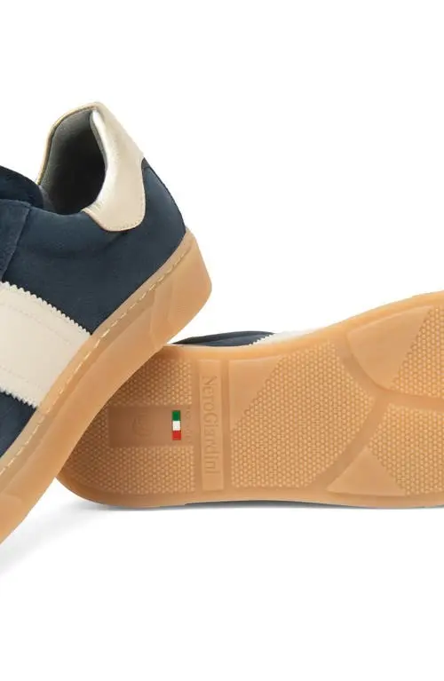 NEROGIARDINI Retro Low Top Sneaker - Navy