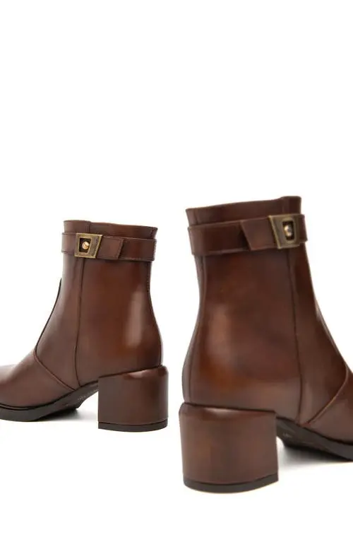 NEROGIARDINI Block Heel Bootie - Cognac