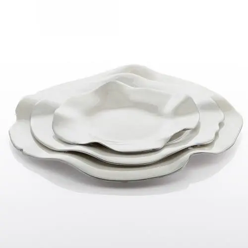 LUNARES Ruffled Oyster Plate