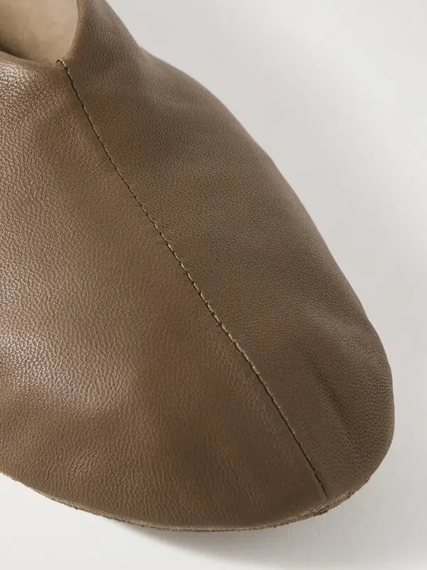 THE ROW Stella Leather Ballet Flats - Brown