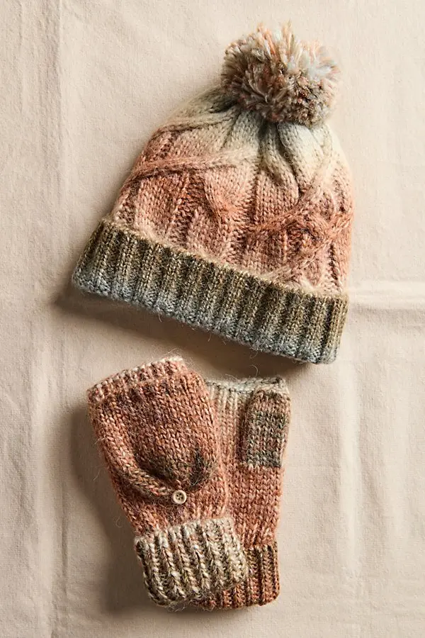 Free People Rainbow Run Hat And Glove Set - Blue Combo