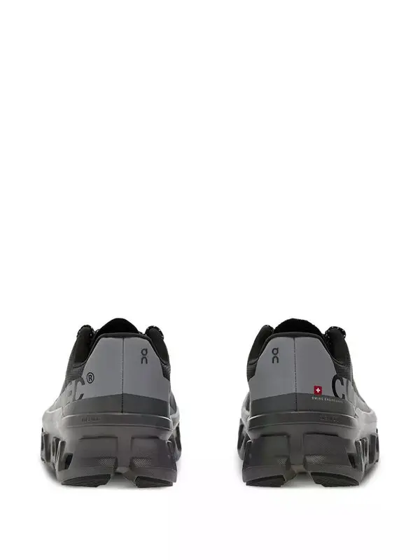 On Cloudmonster Lumos Low-top Sneakers - Black