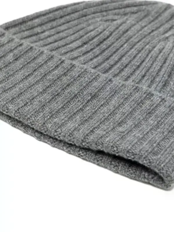 N.peal Chunky Ribbed Beanie - Grey