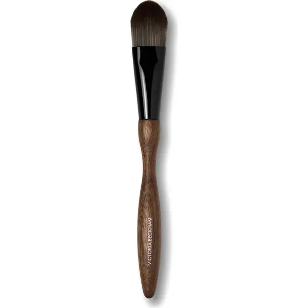 Victoria Beckham 10 Flat Complexion Brush - No Color