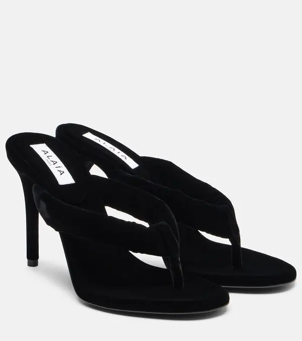 Alaïa 90 Velvet Thong Sandals - Black
